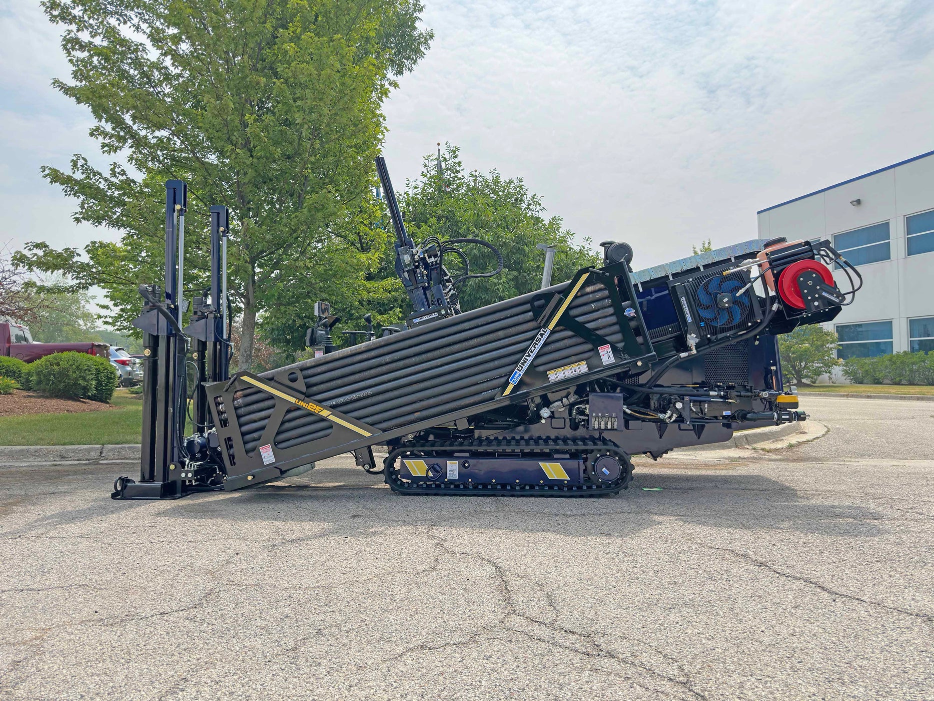 UNI 25 Directional Drill — Universal HDD