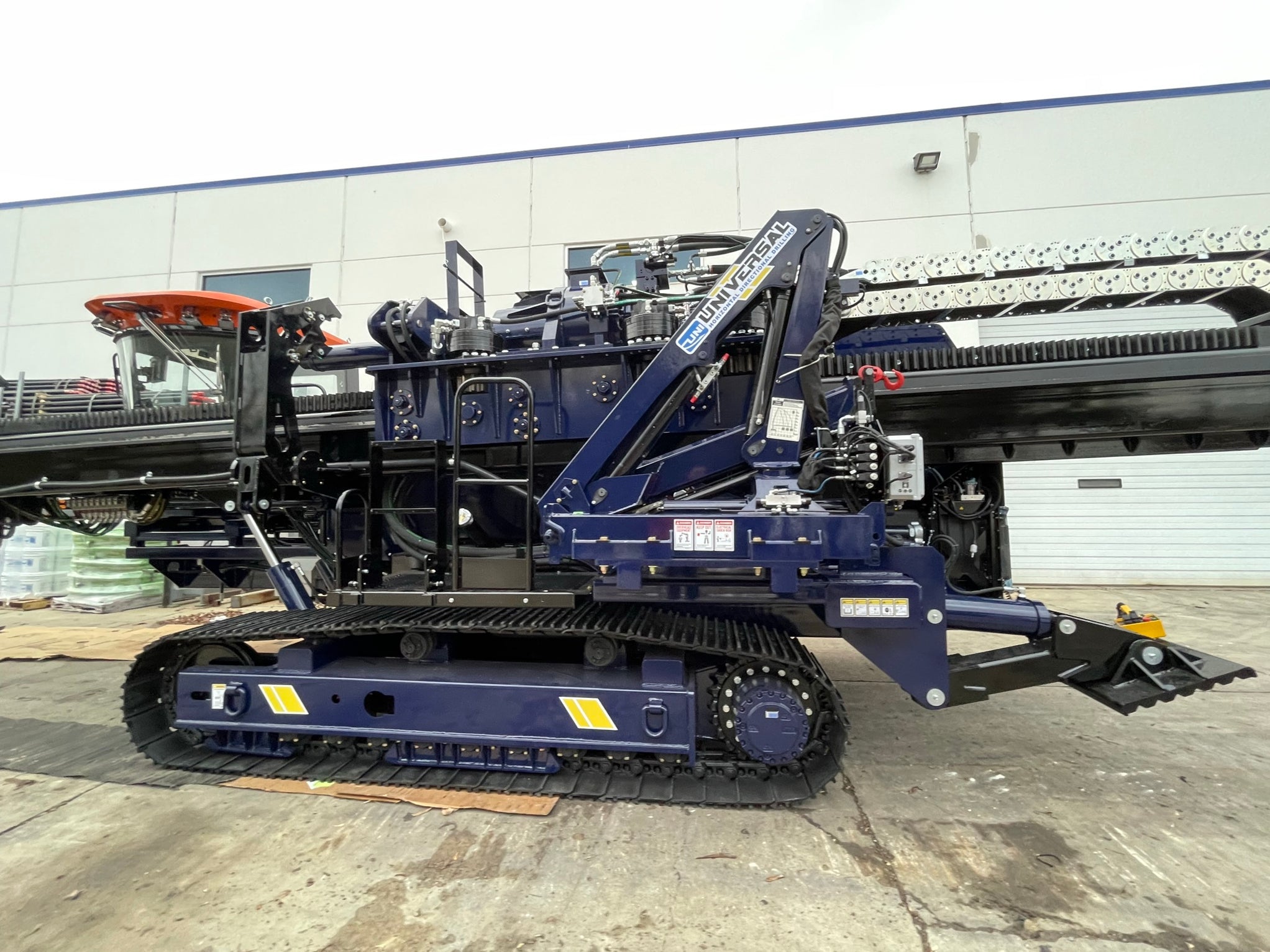 UNI 250x400 Directional Drill — Universal HDD