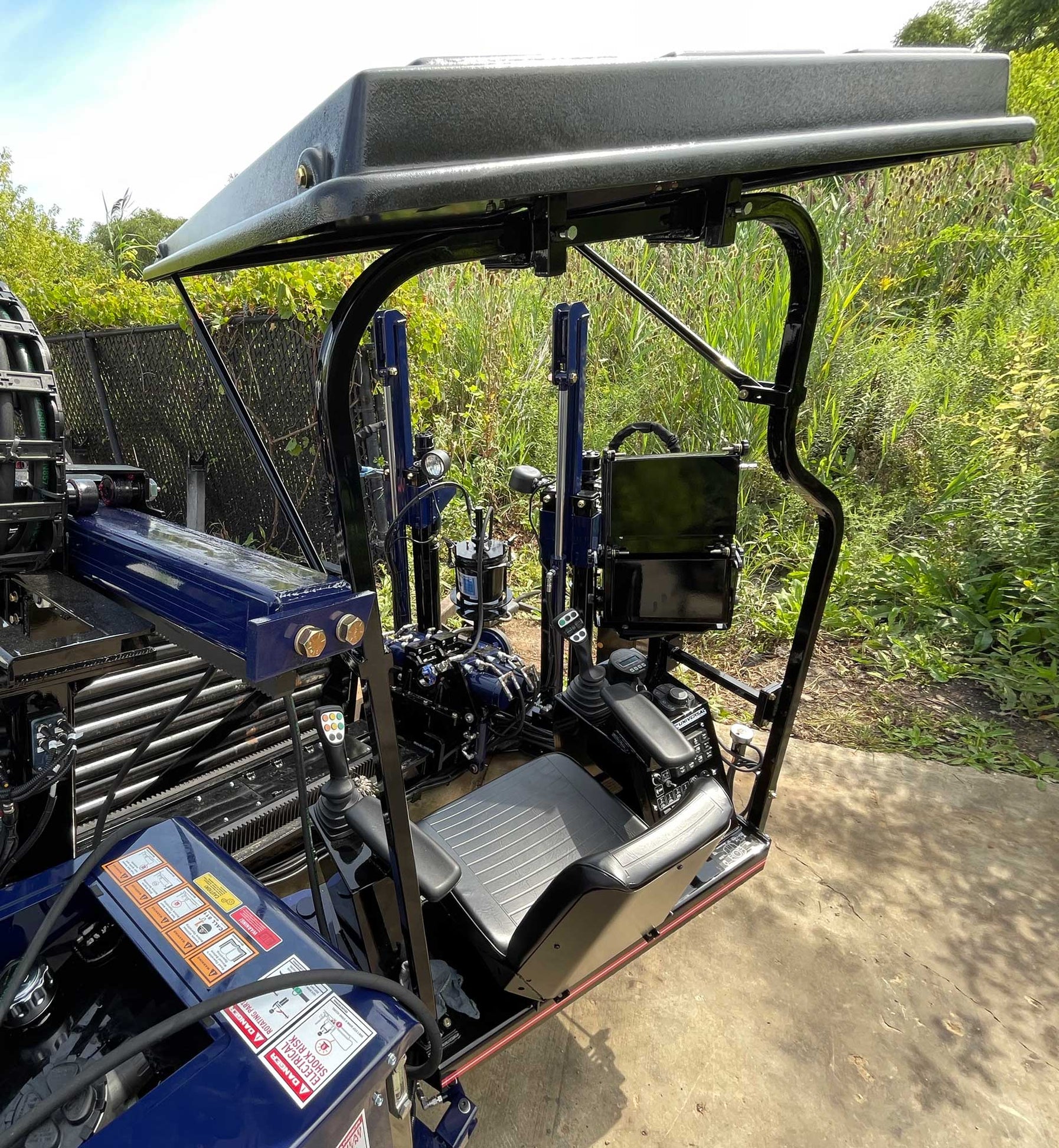 UNI 25 Directional Drill — Universal HDD